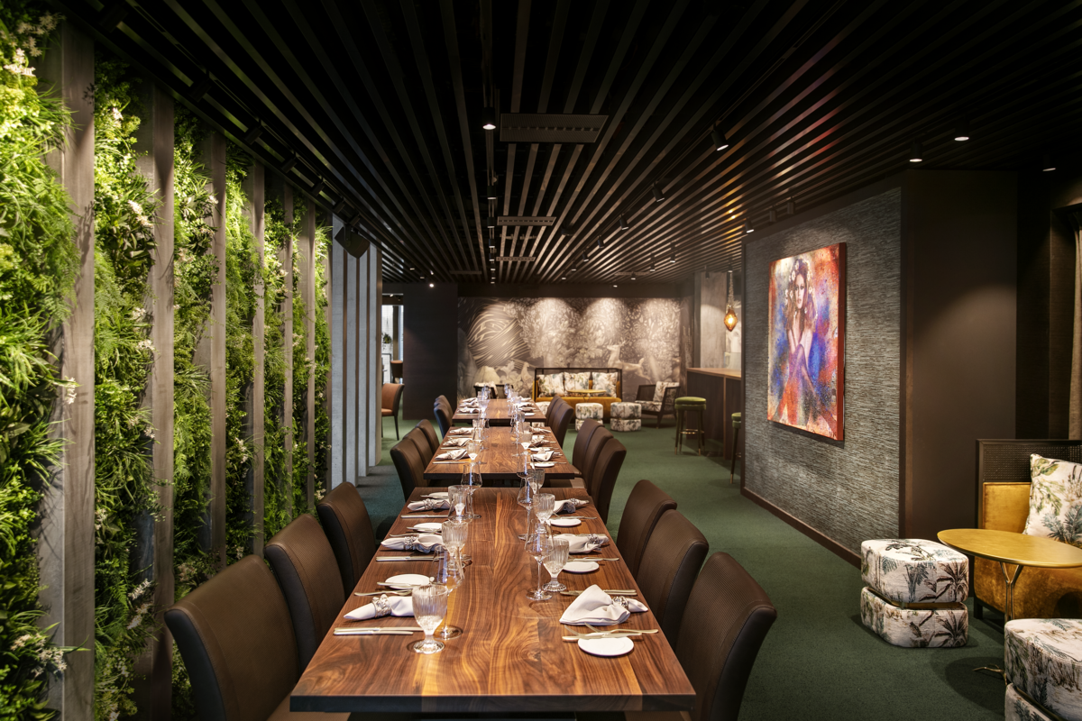 The Circle - Sablier Rooftop Restaurant & Bar